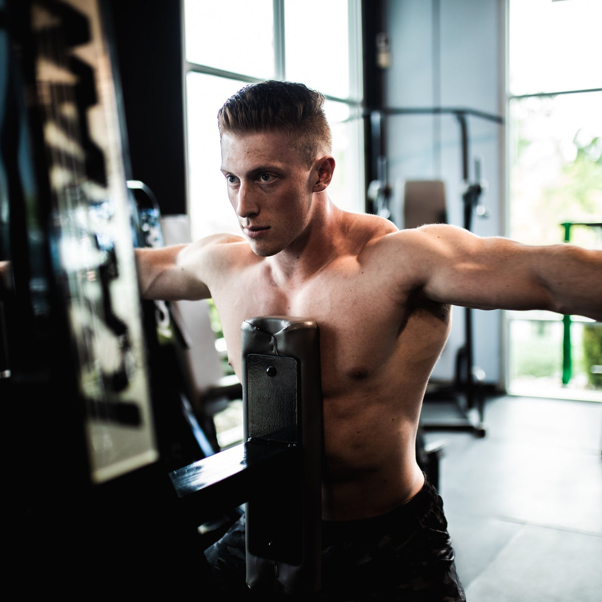 defined back muscles workout