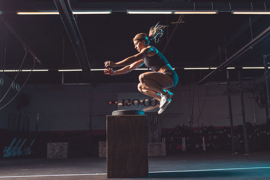 CrossFit Box Jump: Exercise Benefits & How To Perform Them