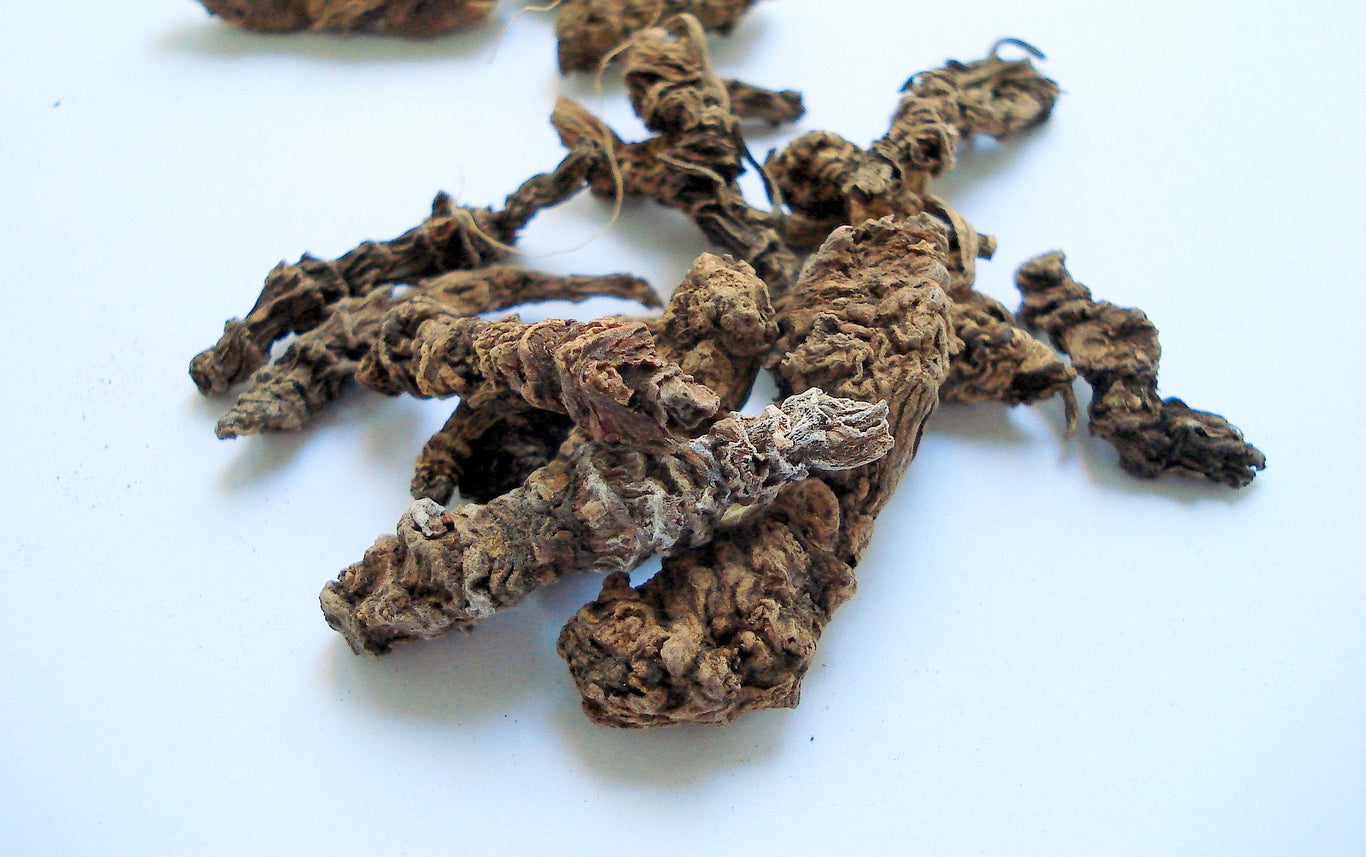 Health Benefits & Side Effects of Valerian Root & Proper Dosage ...